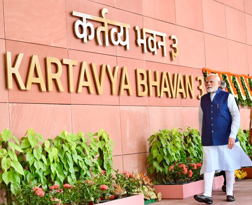 PM also plants sapling in premises; highlights Eco-Friendly ...